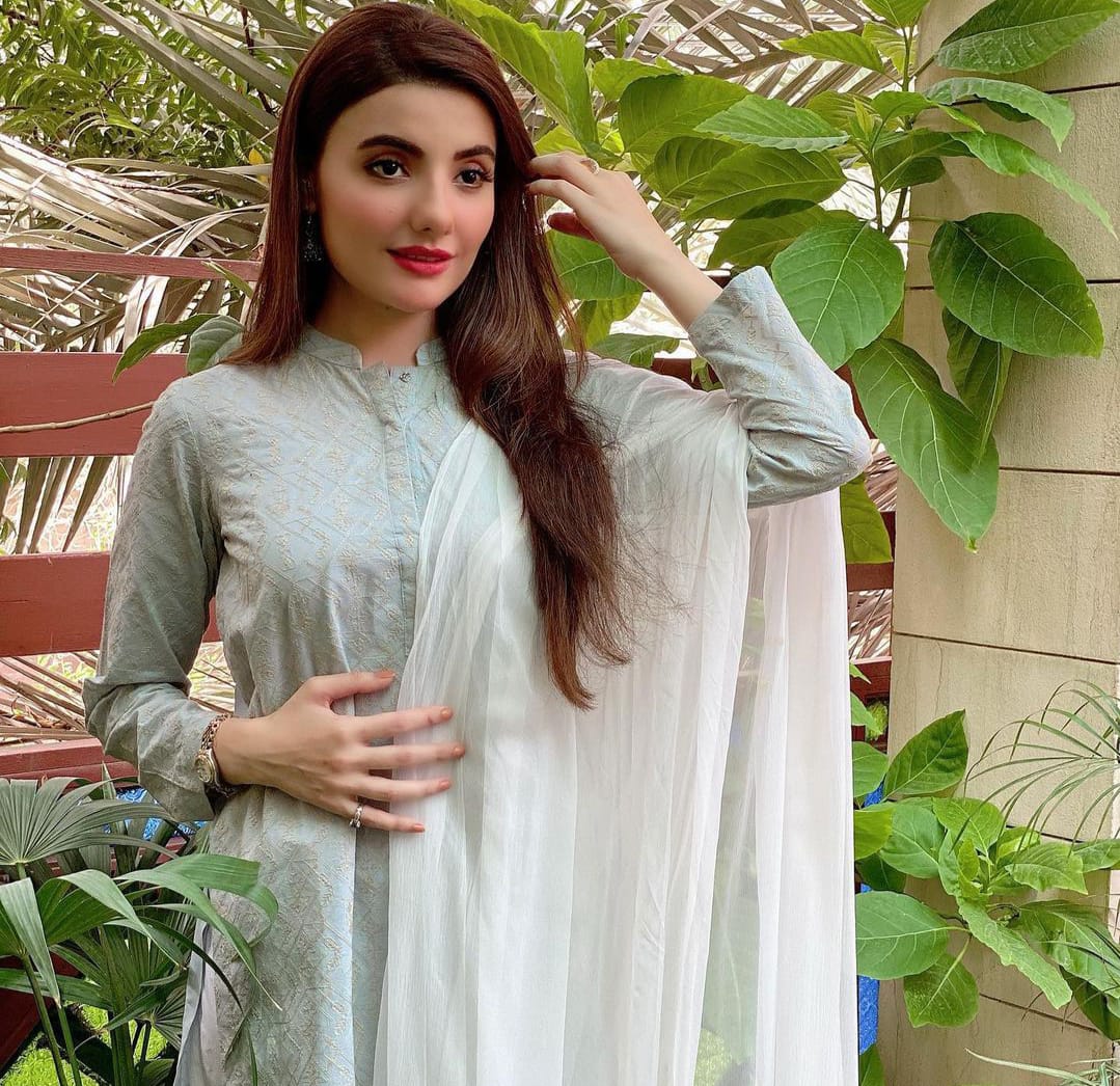 Actress and Model Zainab Jamil left showbiz for Islam