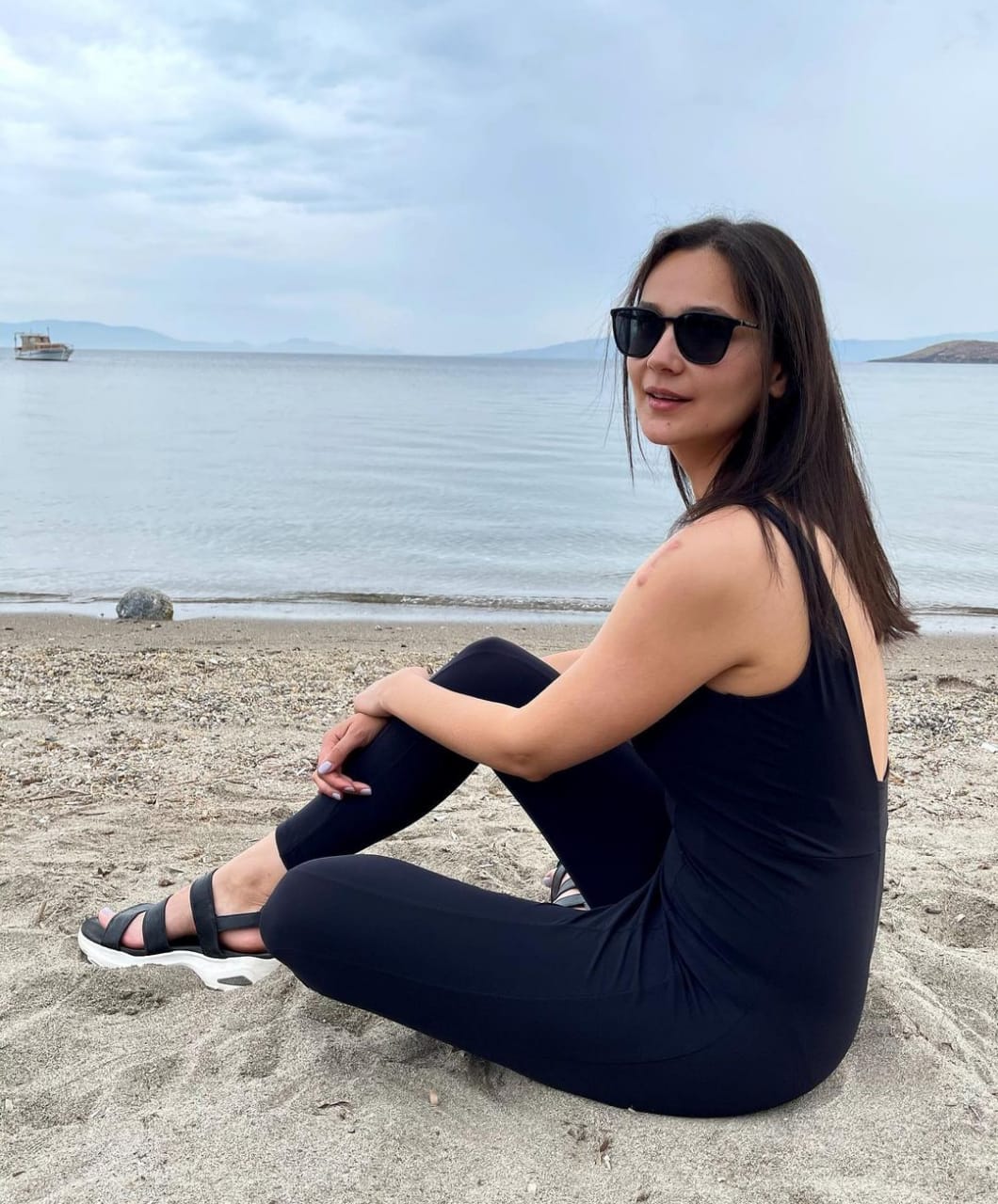 Gulsim Ali aka Aslihan Khatun keeping fans engaged - editor times