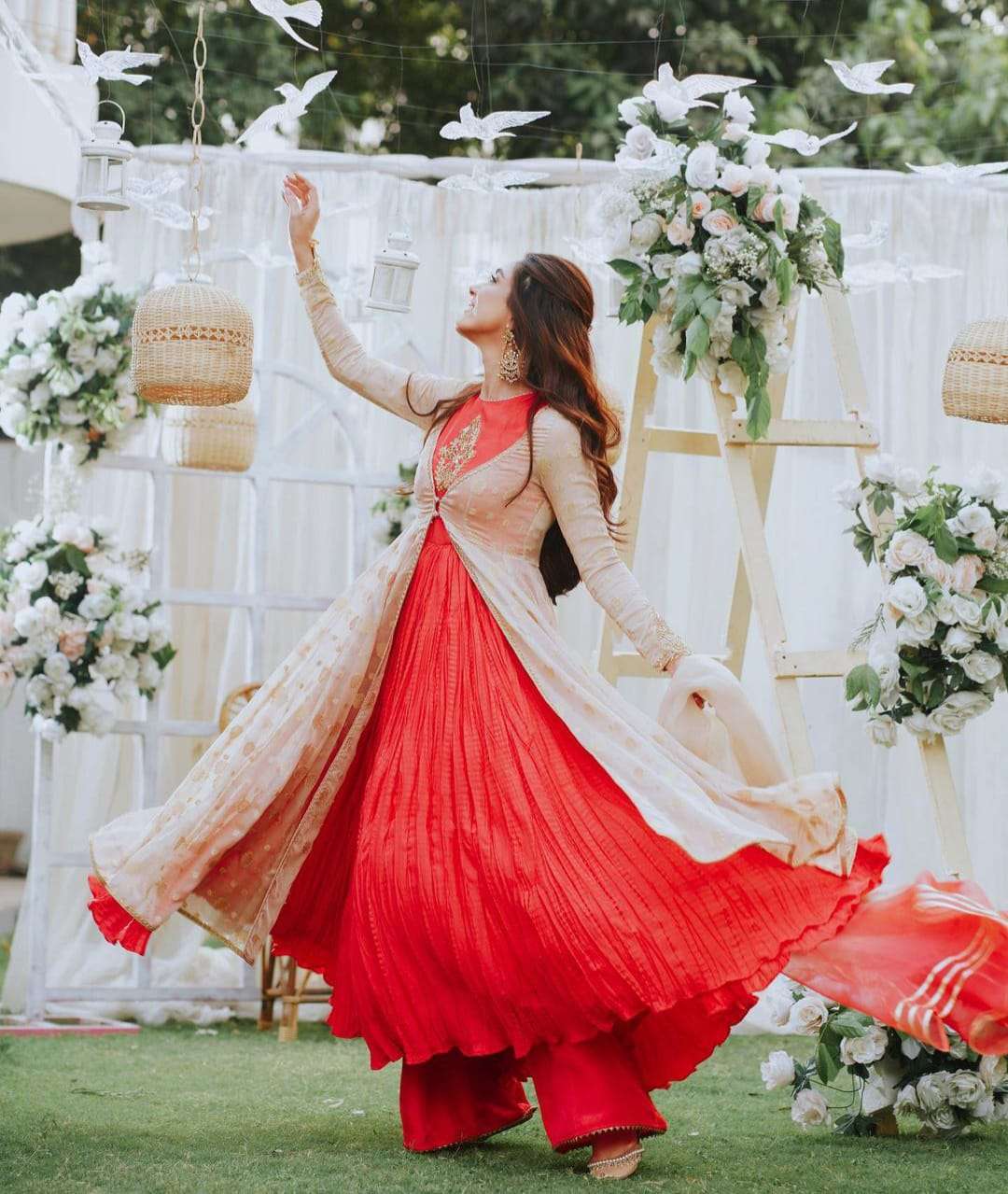 Maya Ali stuns fans in her Eid pictures - editor times