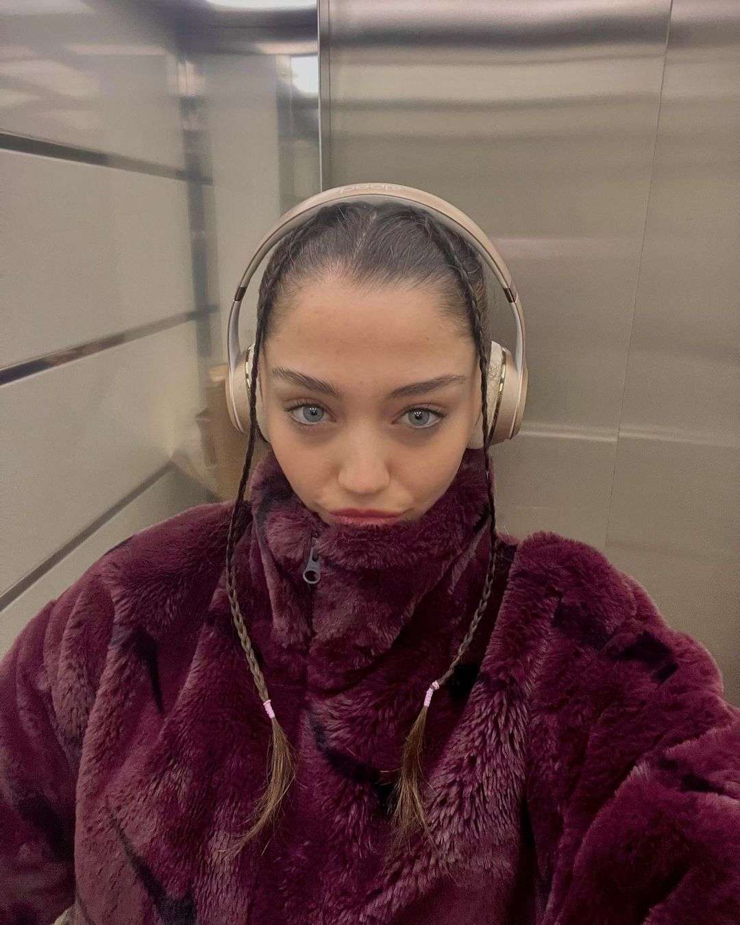 Kayra Zabcı – stunning shades of the Turkish Actress - Seferiye Hatun - ET