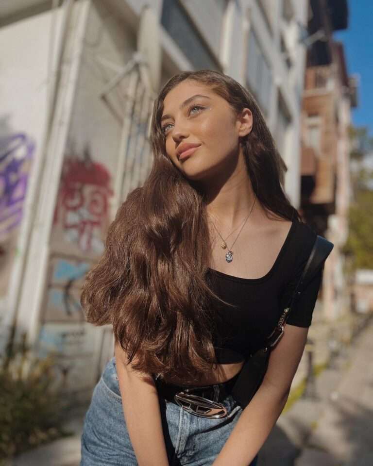 Kayra Zabcı – stunning shades of the Turkish Actress - Seferiye Hatun - ET