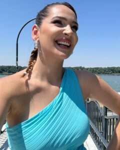 Gülsim Ali aka Aslihan Hatun sets internet ablaze with new pictures