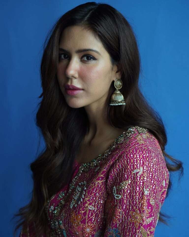 Sonam Bajwa in Eastern attire by Rimple & Harpreet Narula - ET