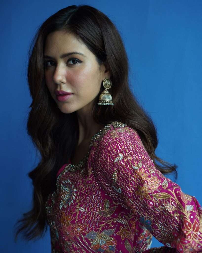 Sonam Bajwa in Eastern attire by Rimple & Harpreet Narula - ET