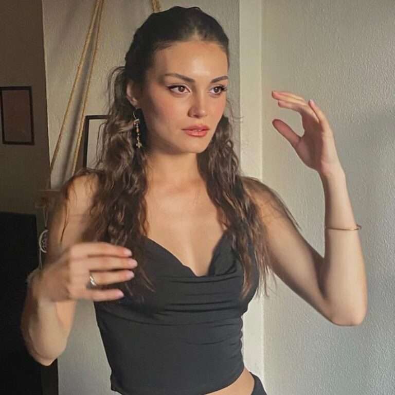 Belgin Şimşek getting fame as Gonca Hatun across world - ET