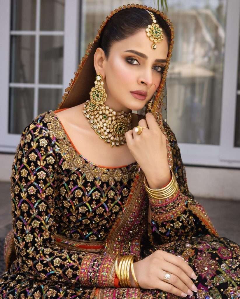 Saba Qamar unveils her story of success, failures, struggles in ...