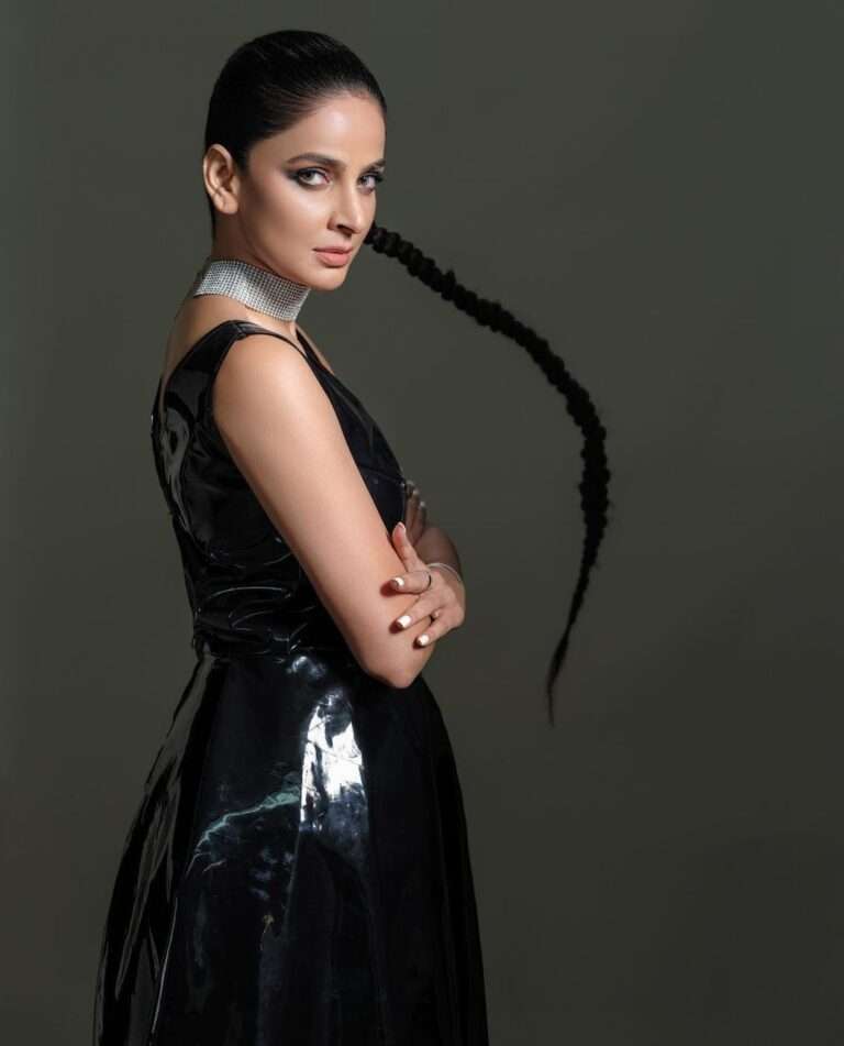 Saba Qamar unveils her story of success, failures, struggles in ...