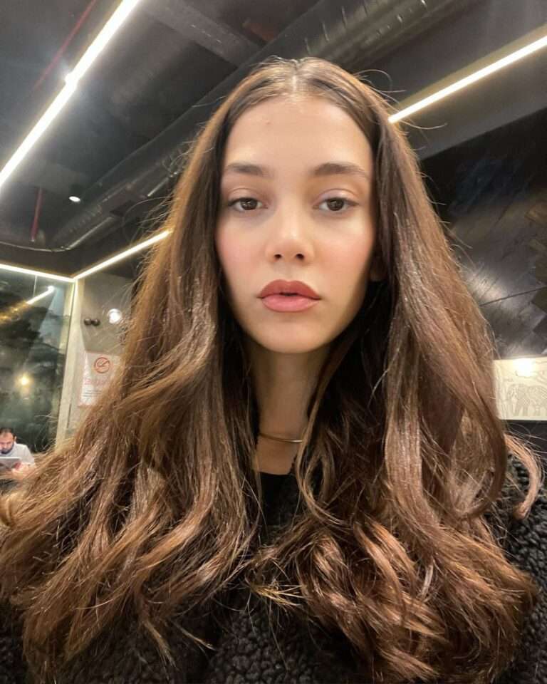 Holofira Hatun – Character in kurulus osman 5 by Ecem Sena Bayır